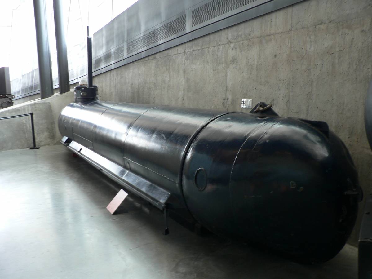 Molch Midget Submarine Canadian War Museum in Ottawa | WWII Forums